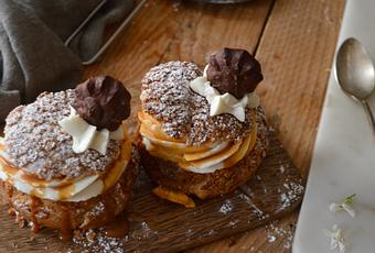 Profiteroles rellenos con trufas de chocolate y alubias canela, crema ...