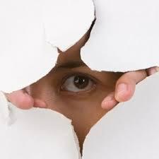 Soñar con esconderse o esconder algo. Interpretando tu sueño - Paperblog